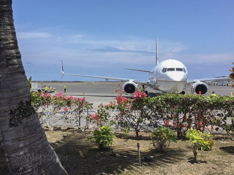 Island Air ATR 72 Kona to Honolulu – SANspotter