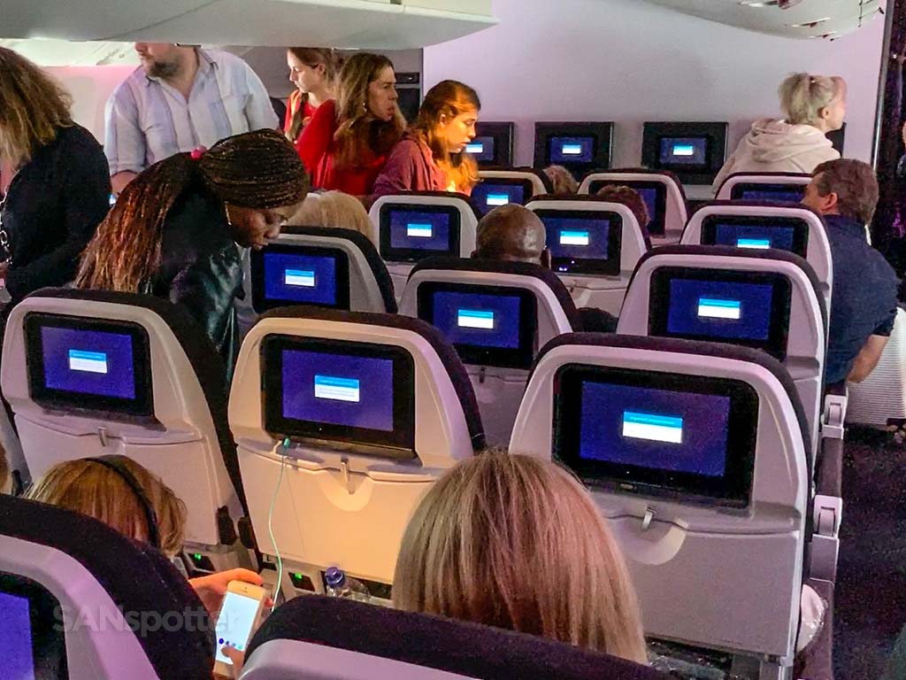 Air New Zealand Review 777 300er Economy Class London To Los Angeles