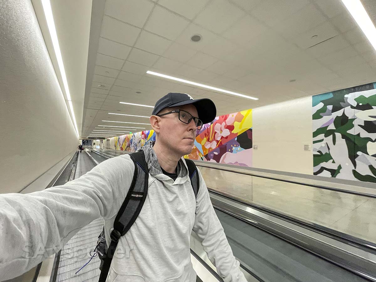 Realistic minimum connection times for the SLC airport are very short ...