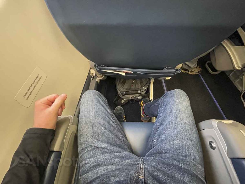 The sobering reality of Delta Connection Embraer 175 first class ...
