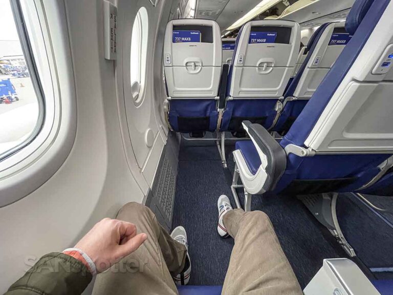 Southwest 737 MAX 8 exit row seats: the cheap way to feel baller AF ...