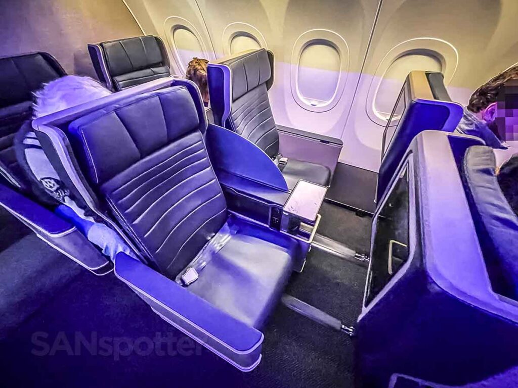 The ultimate JetBlue vs United comparison: What’s the difference ...