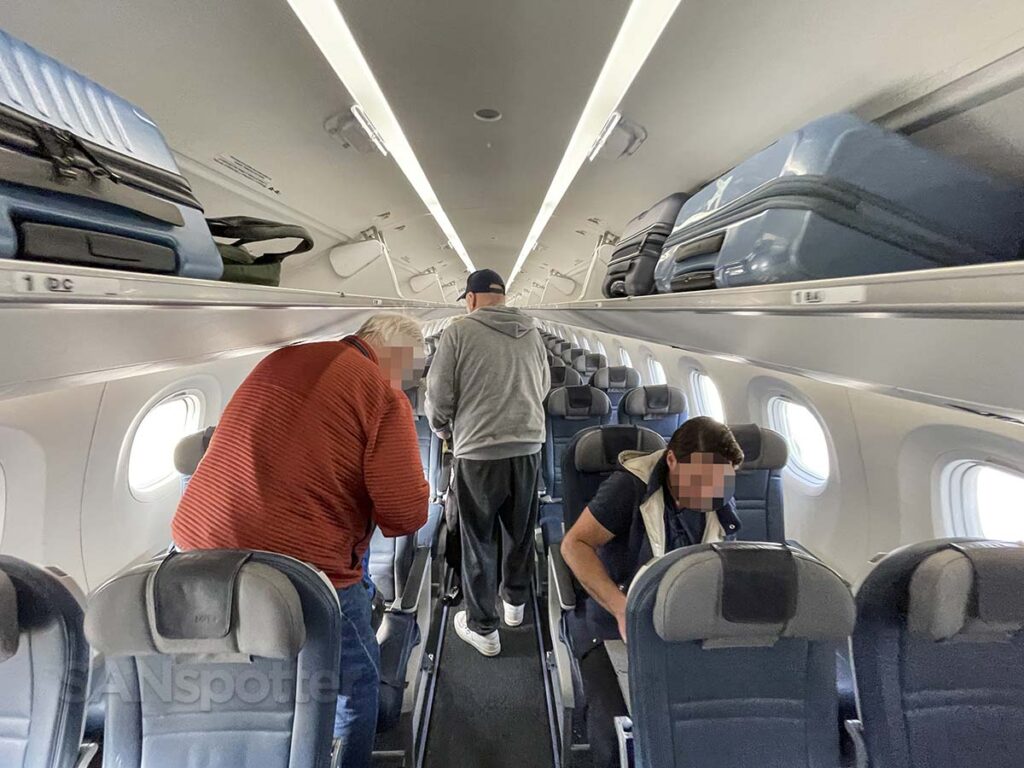 Porter Airlines E195-E2 PorterReserve review: a seat worth reserving – SANspotter