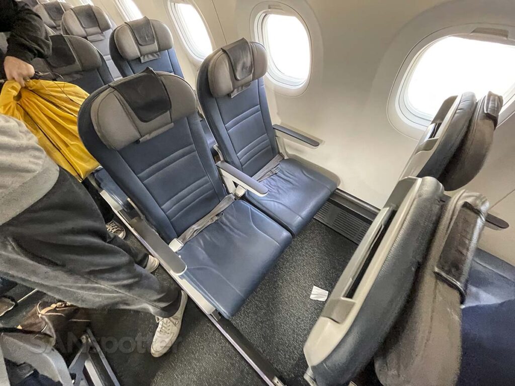 Porter Airlines E195-E2 PorterReserve review: a seat worth reserving – SANspotter
